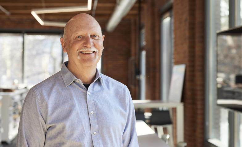 Paul Hutton Receives Themed Entertainment Association's Catalyst Award | Cuningham